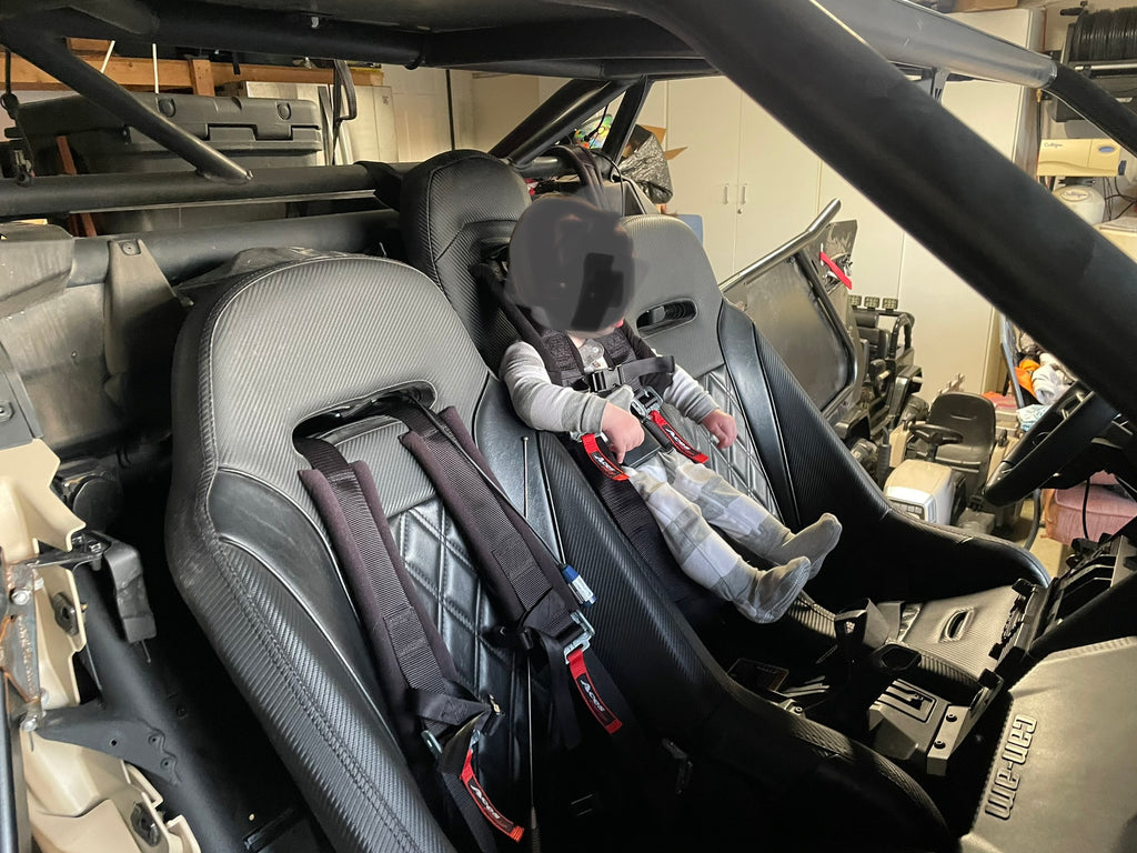 Canam X3 Bump Seat with 4 Point Harness – Aces Racing